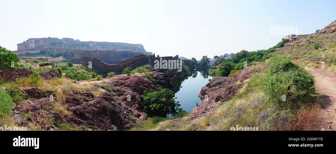 Panoramic view of Mehrangarh fort from Rao Jodha desert rock park ...