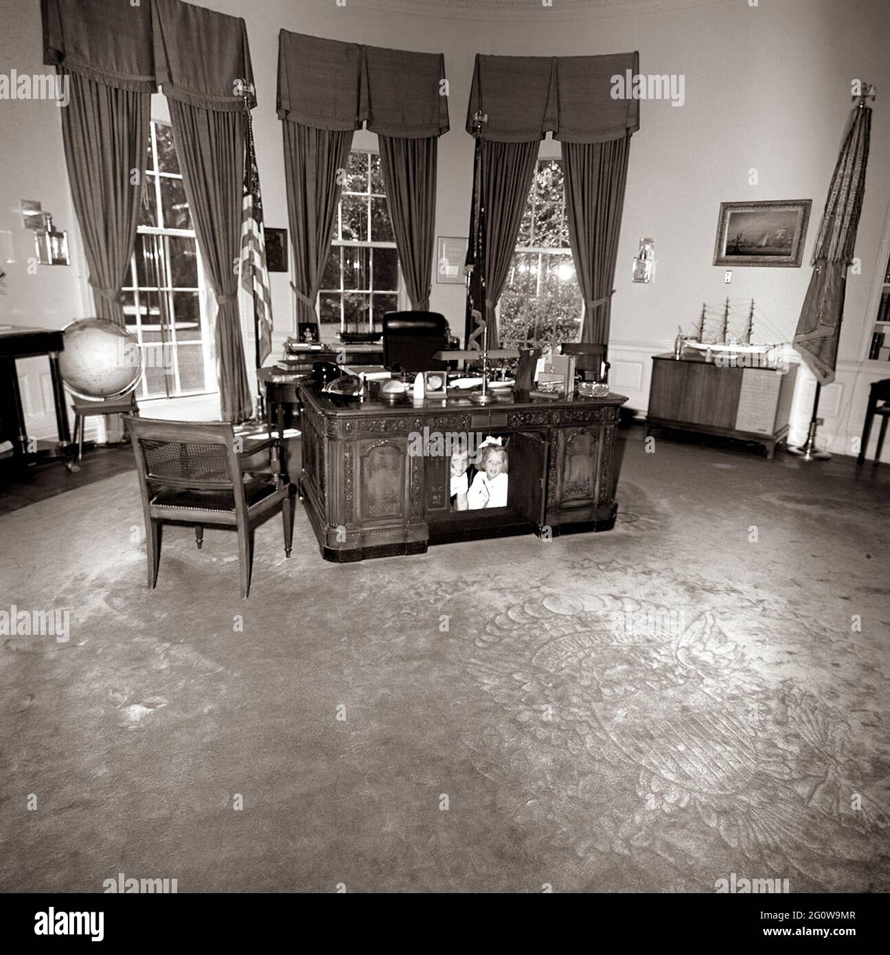 John f kennedy desk son hi-res stock photography and images - Alamy
