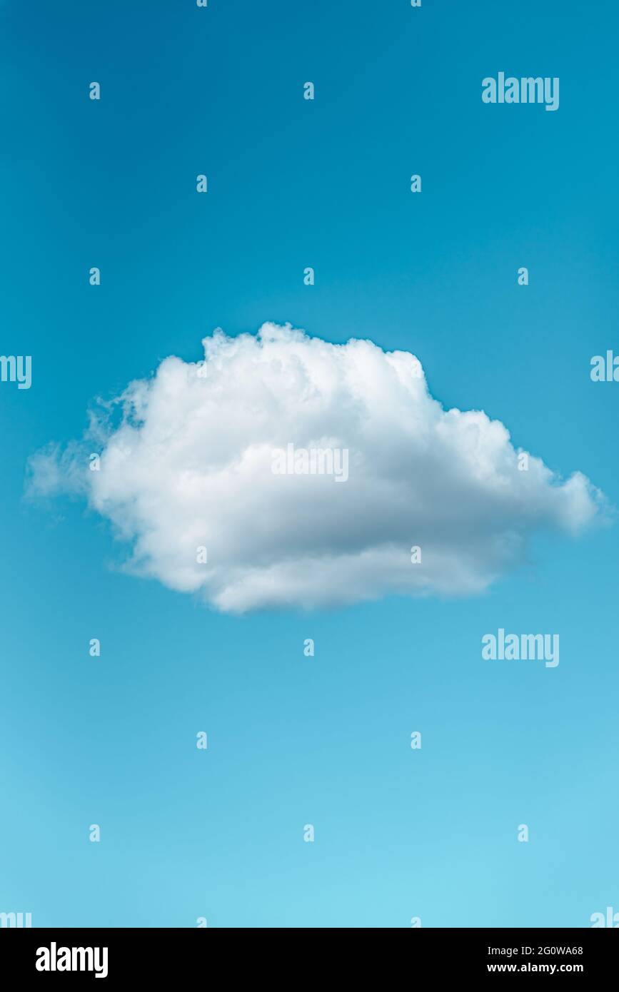 Abstract alone white cloud hi-res stock photography and images - Alamy