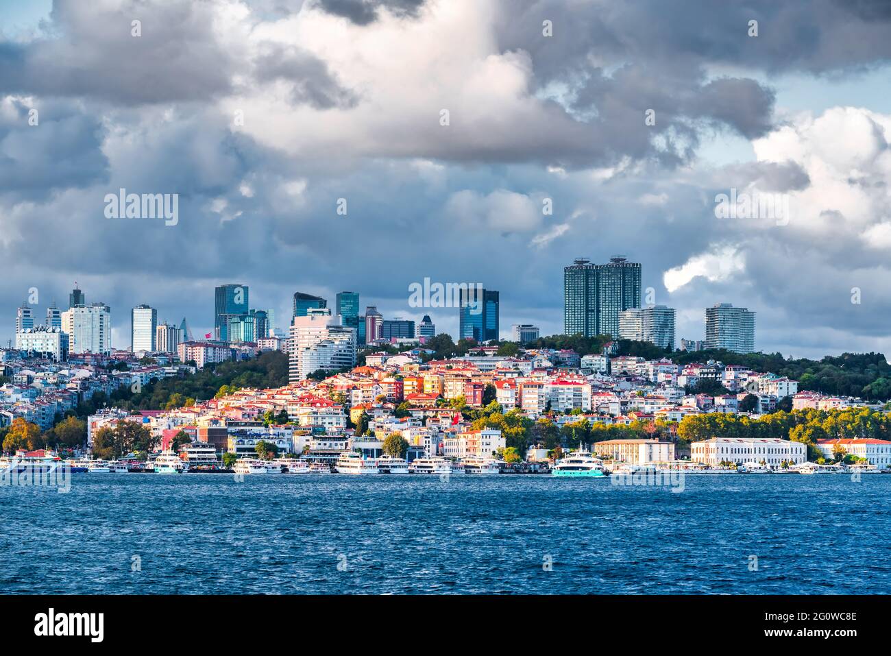 Istanbul bosporus bosphorus architectural hi-res stock photography and ...