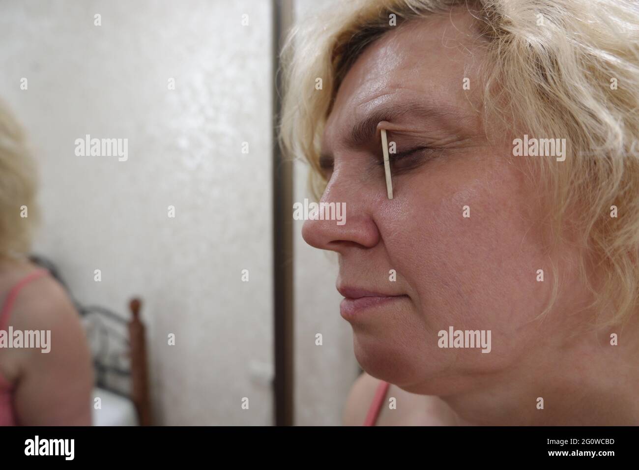 Sleepy girl house interior hi-res stock photography and images - Alamy