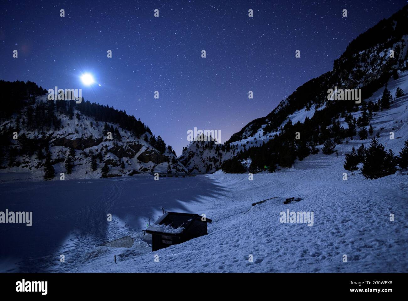 Nuria luna hi-res stock photography and images - Alamy