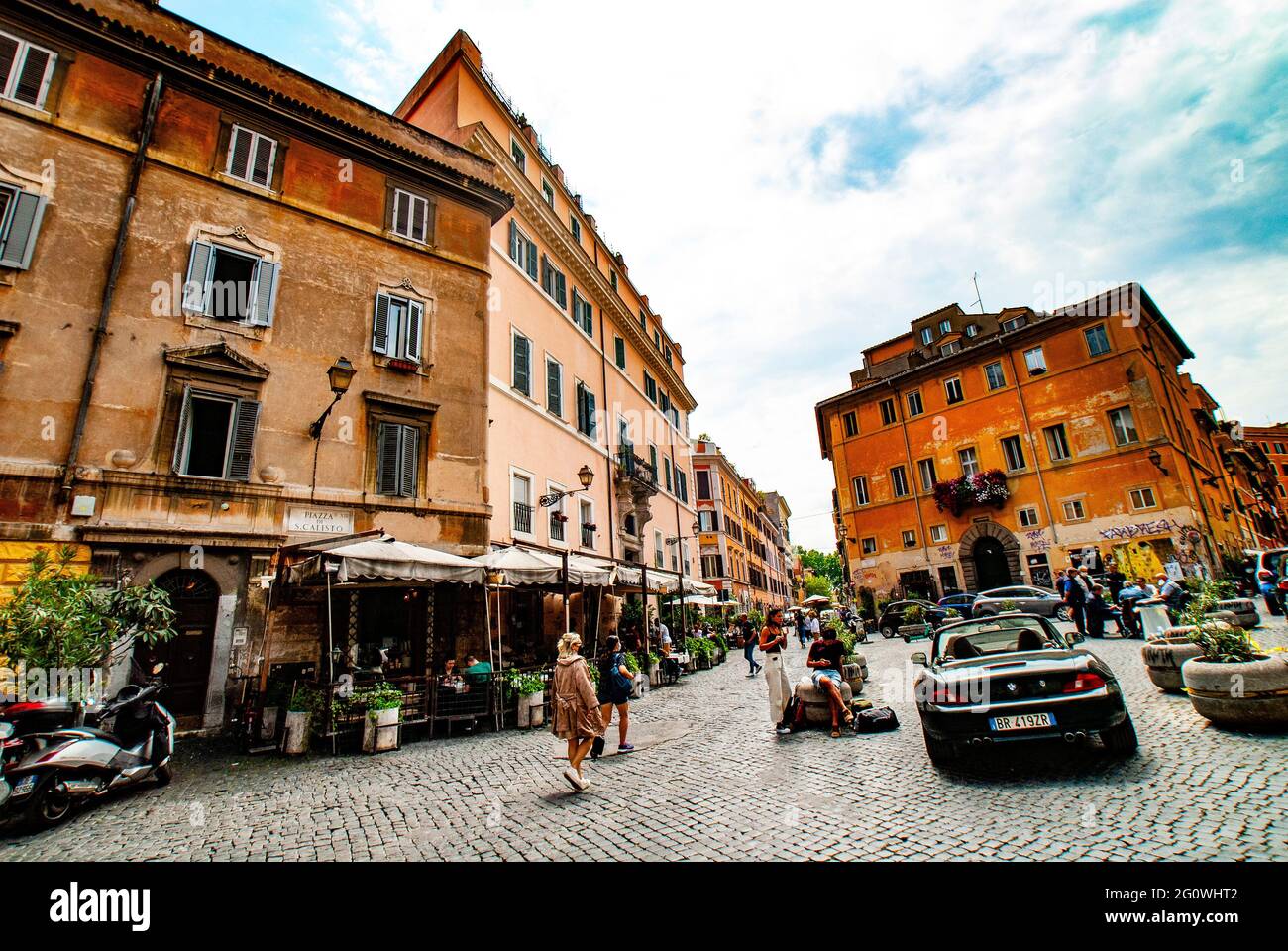 Trastevere neighborhood of rome hi-res stock photography and images - Alamy