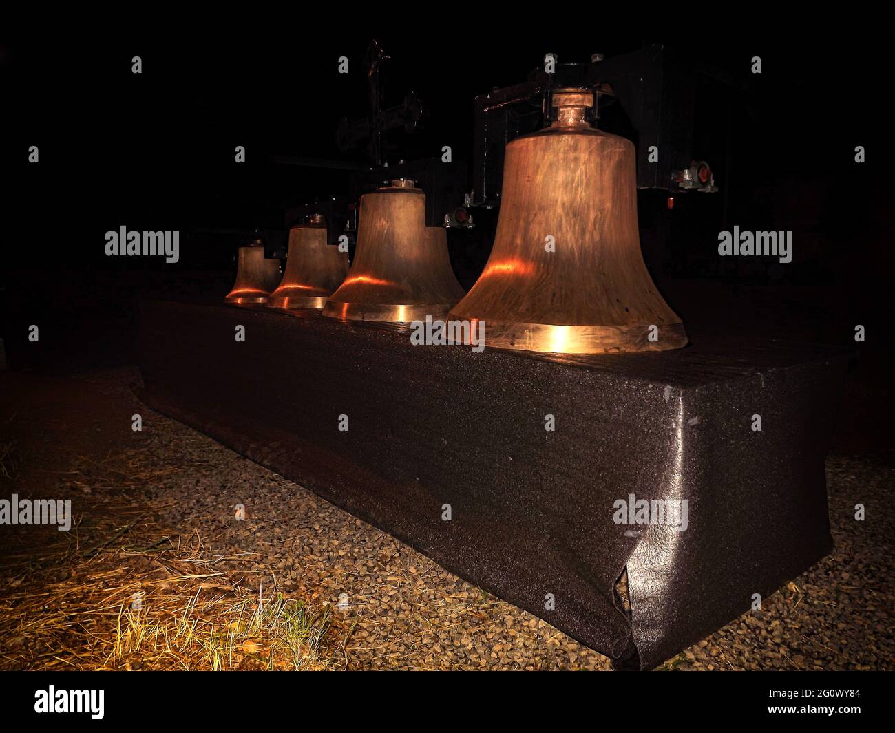 Cast church bells hi-res stock photography and images - Alamy