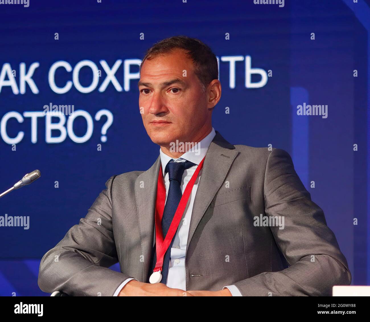 Maintaining a single digital landscape hi-res stock photography and ...