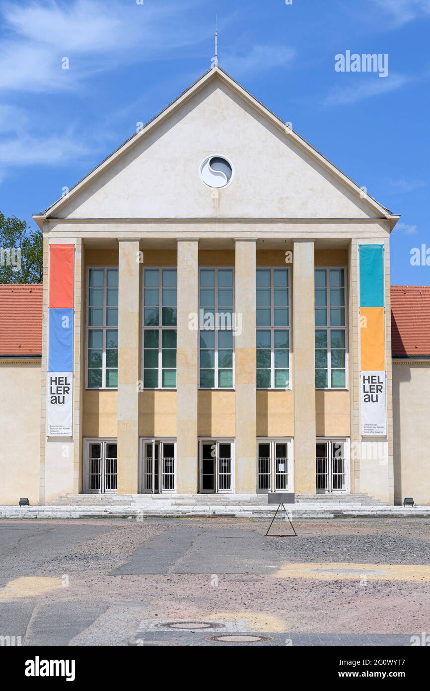 Heinrich tessenow hi-res stock photography and images - Alamy