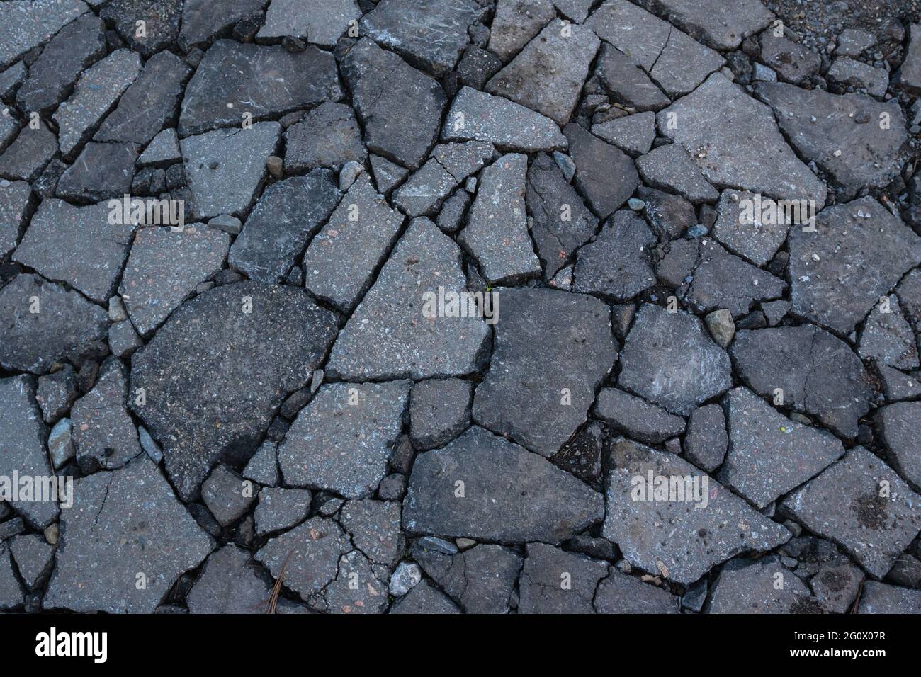 Asphalt stones hi-res stock photography and images - Alamy