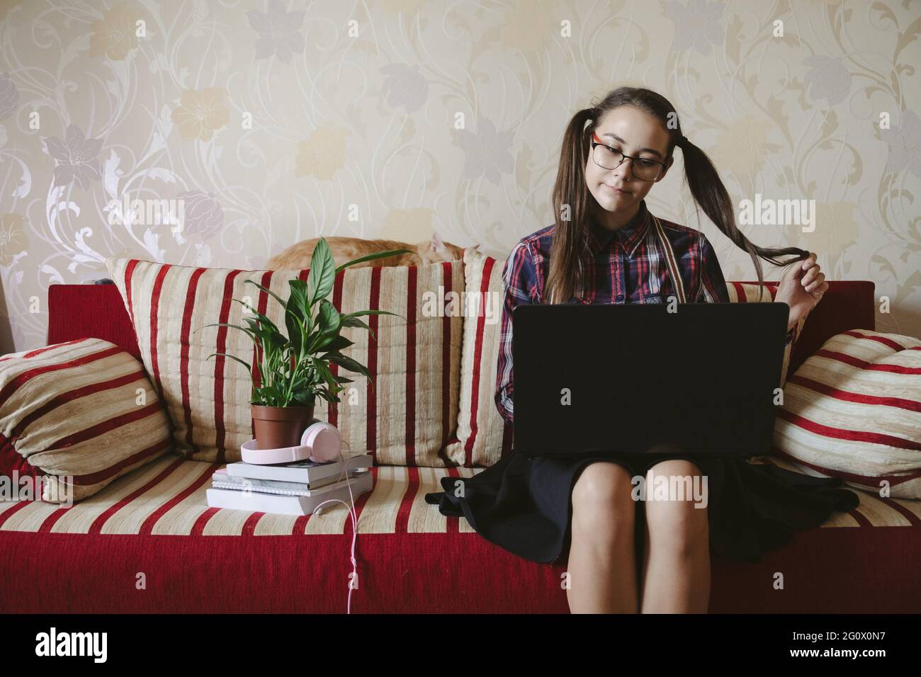 Nerdy student hi-res stock photography and images - Alamy