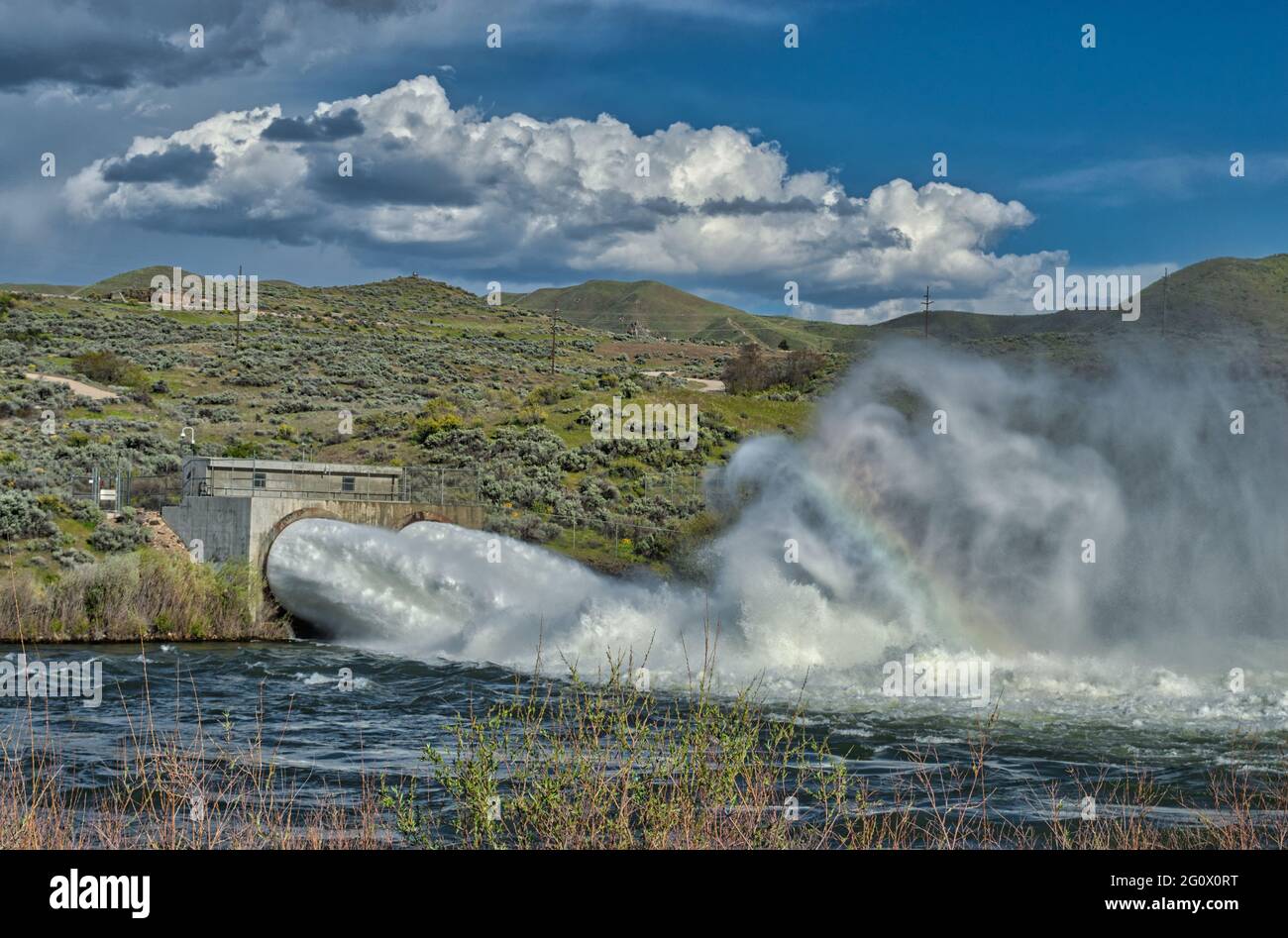 Water stream splashing coming hi-res stock photography and images - Alamy