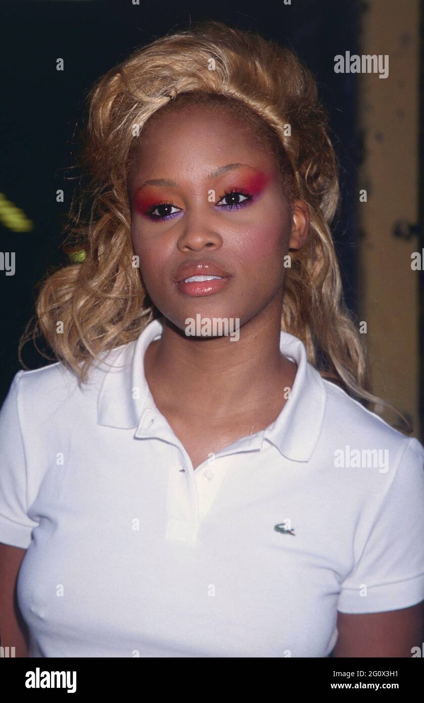 Eve leaving the New York Public Library after walking the catwalk in ...