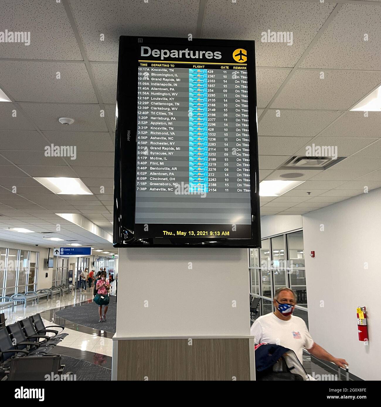 Sanford, FL USA - May 13, 2021: Departure board monitor at Sanford ...
