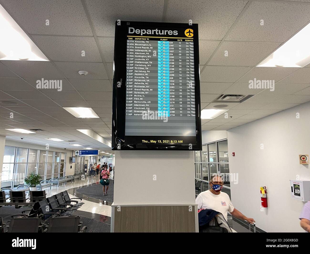 Arrival and departure monitor hi-res stock photography and images - Alamy
