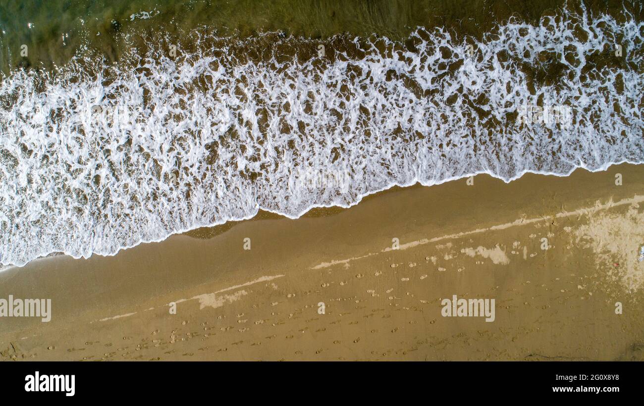 Top view ocean wave motion hi-res stock photography and images - Alamy
