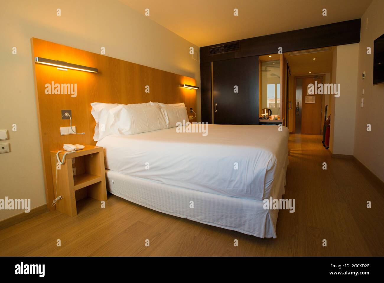 Empty room in a hotel Stock Photo - Alamy