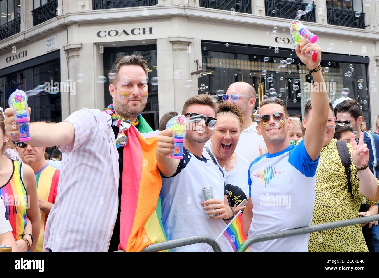 Stonewall uprising hi-res stock photography and images - Alamy