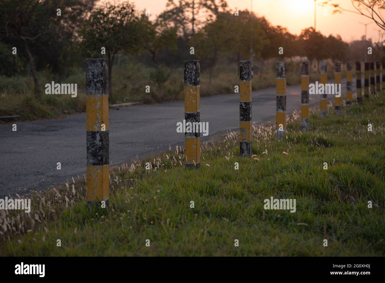 Delineators hi-res stock photography and images - Alamy