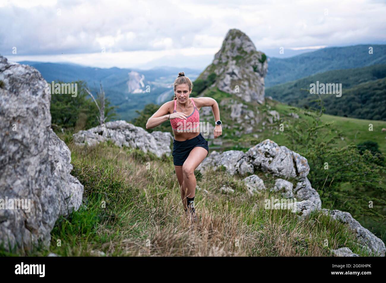 Girl running on trail, traveling through beautiful and beautiful ...