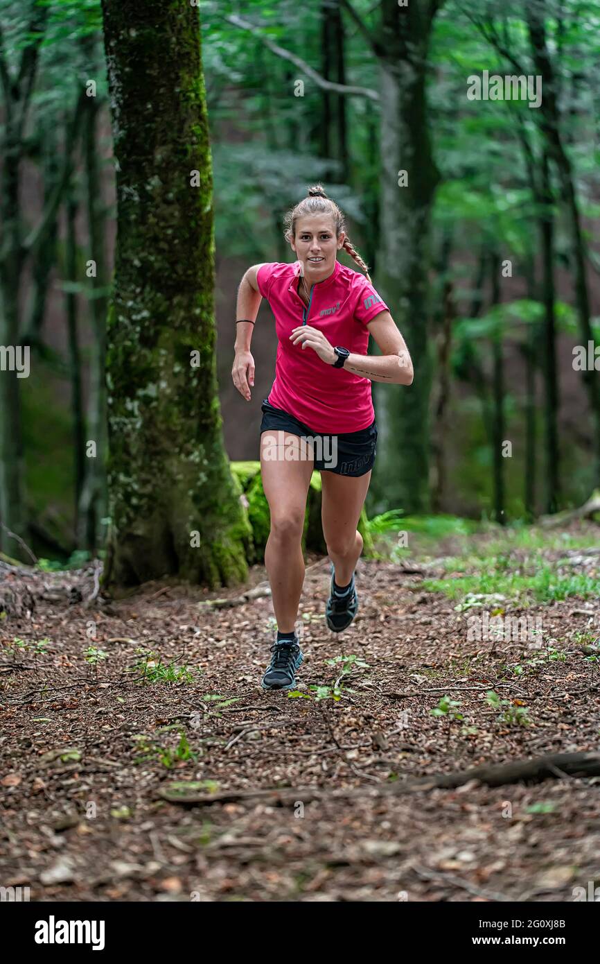 Girl running on trail, traveling through beautiful and beautiful ...