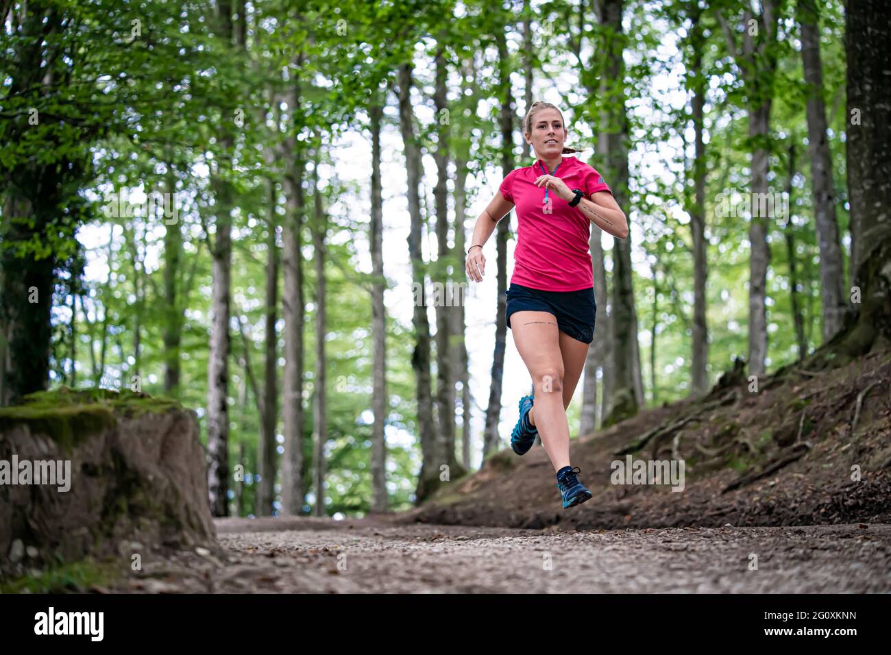 Girl running on trail, traveling through beautiful and beautiful ...