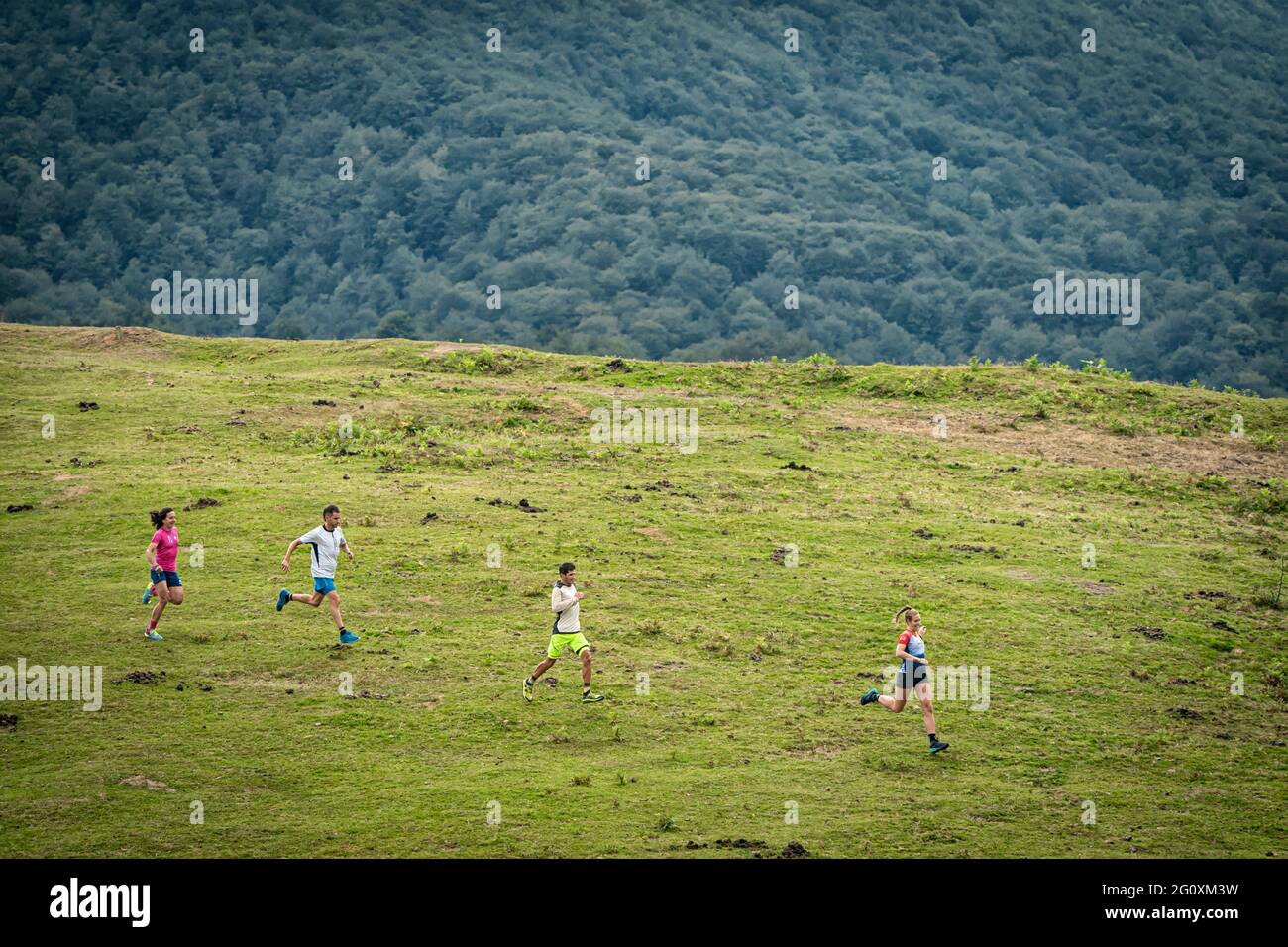 Girl running on trail, traveling through beautiful and beautiful ...