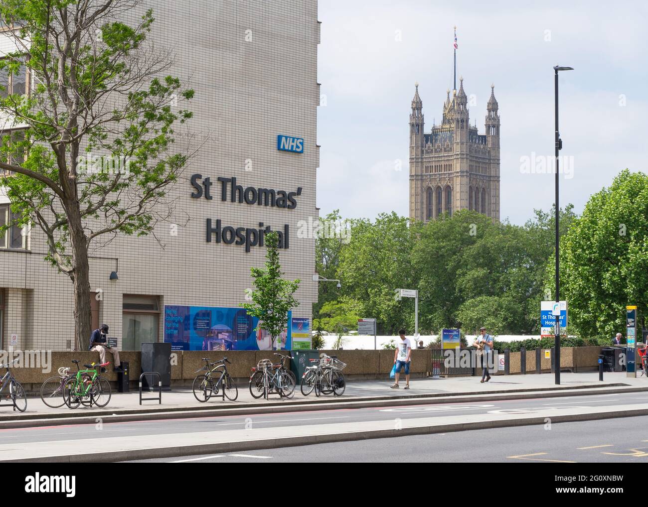 Guys and st thomas hospital hi-res stock photography and images - Alamy