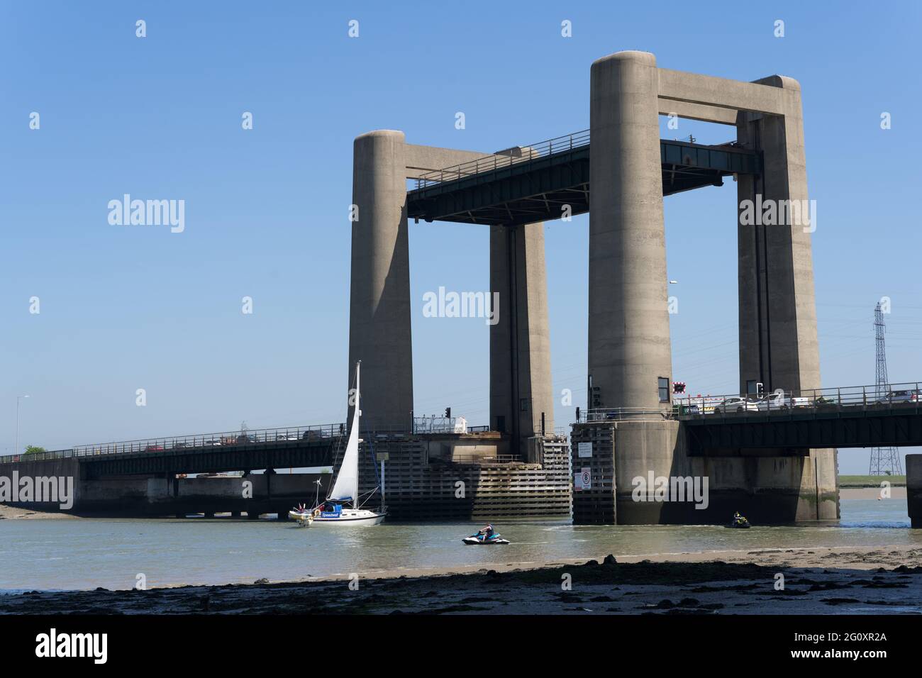 Kingsferry Bridge open up to allow sailing boat to go through, Kent ...