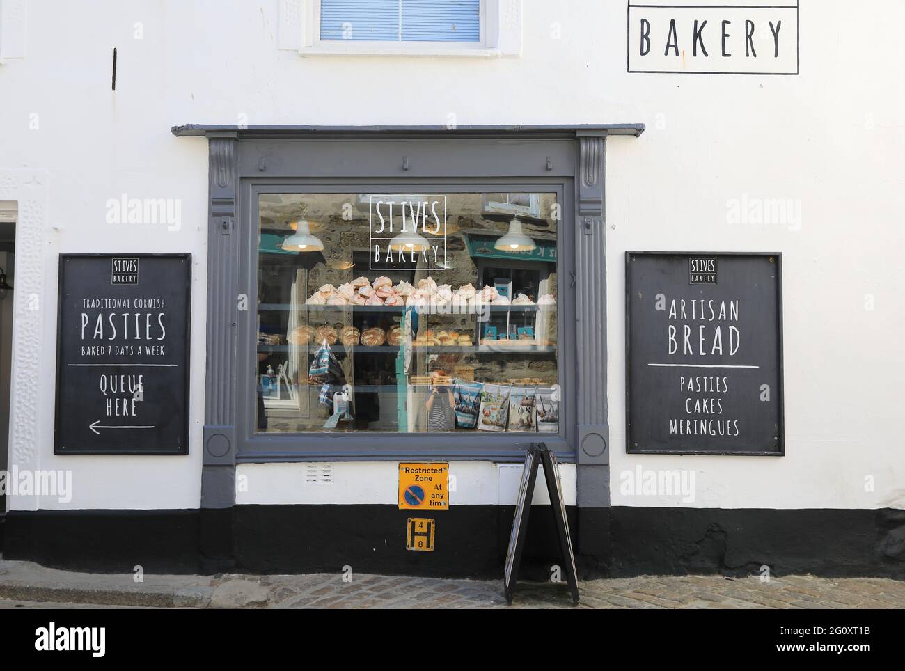 St Ives Bakery on Fore St in pretty St Ives, in Cornwall, UK Stock ...