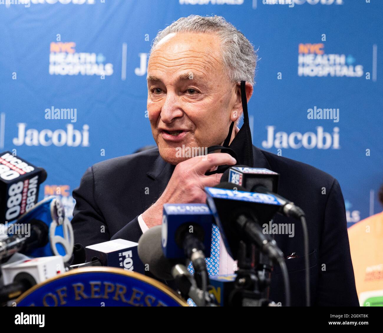 Speaking before congress hi-res stock photography and images - Alamy