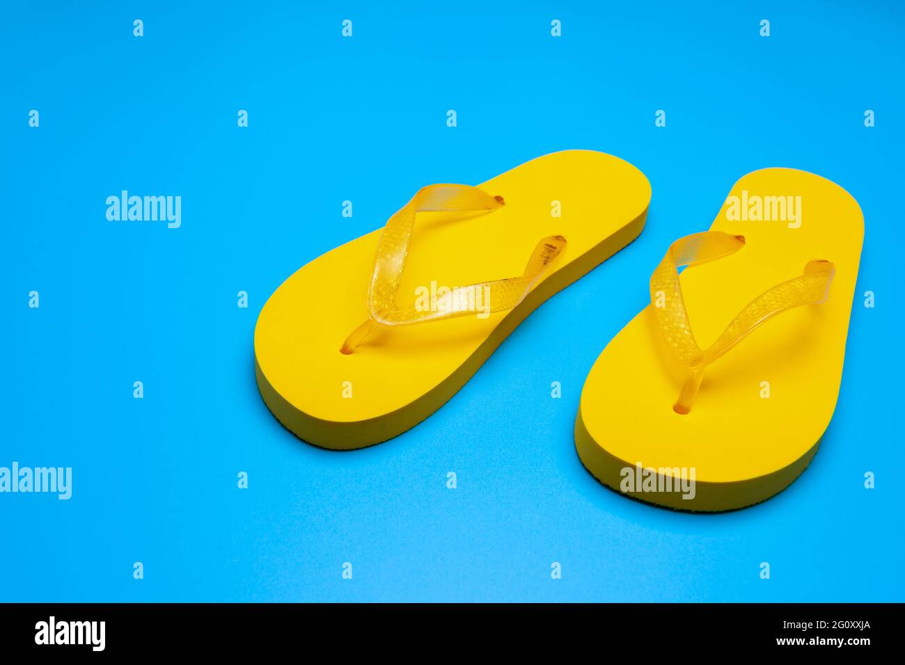 Yellow flip flop hi-res stock photography and images - Alamy
