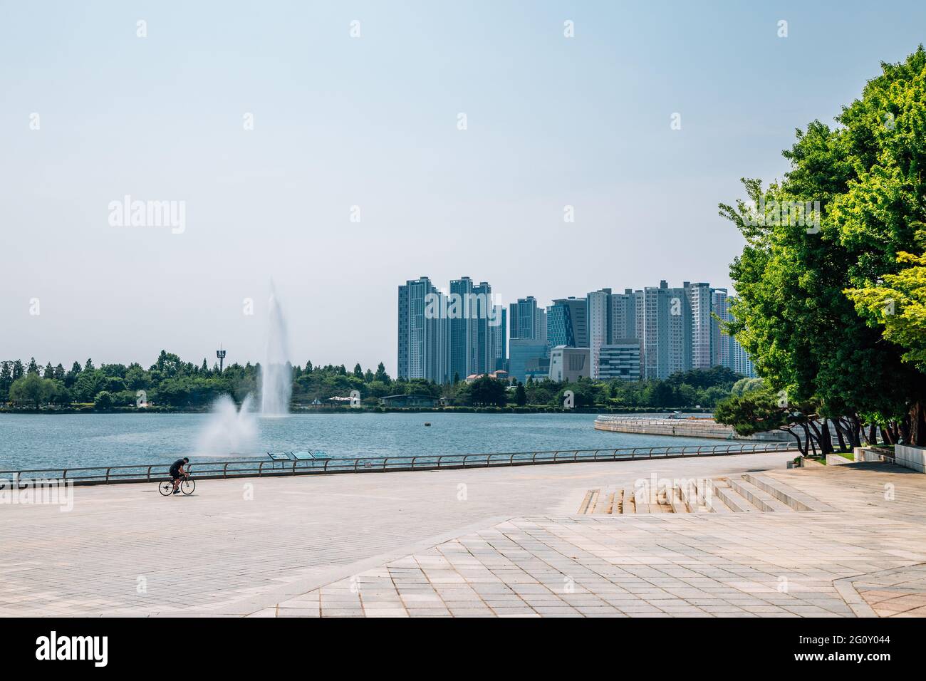 Ilsan Lake Park and modern buildings in Goyang, Korea Stock Photo - Alamy