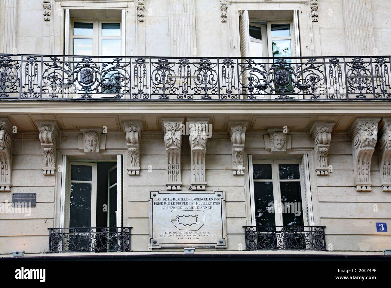 Bastille paris prison outline hi-res stock photography and images - Alamy