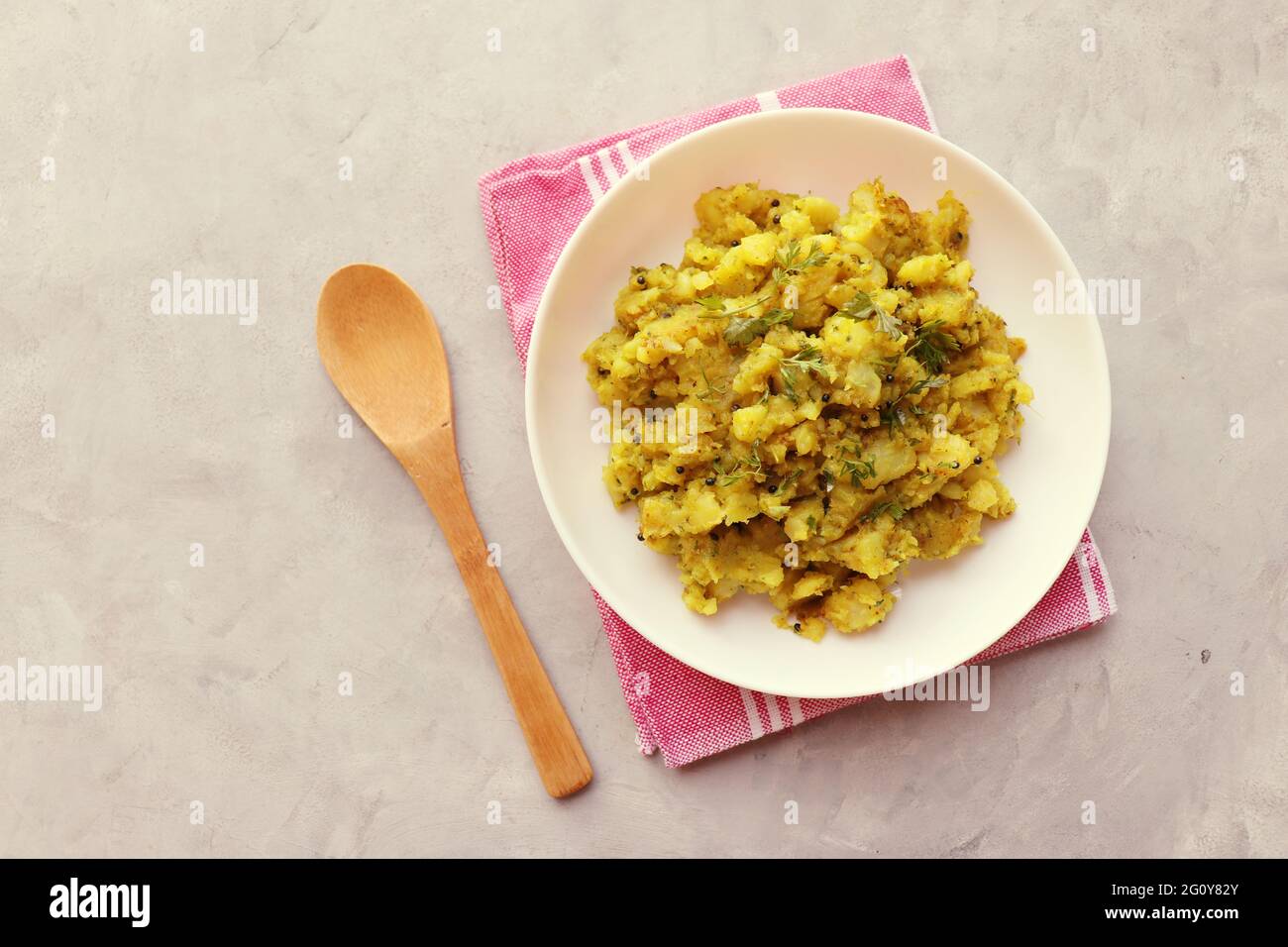 Sukhi alu hi-res stock photography and images - Alamy