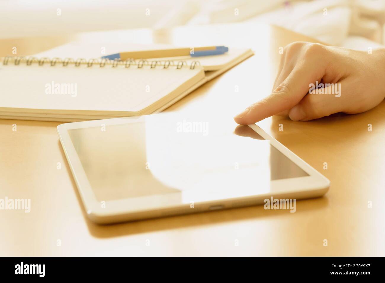 Teen searching job hi-res stock photography and images - Alamy