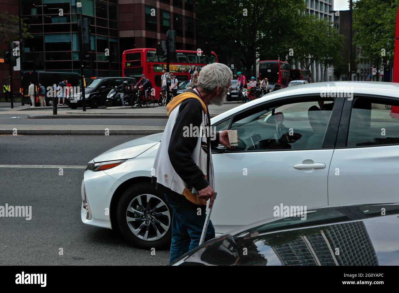 Walking between vehicles hi-res stock photography and images - Alamy