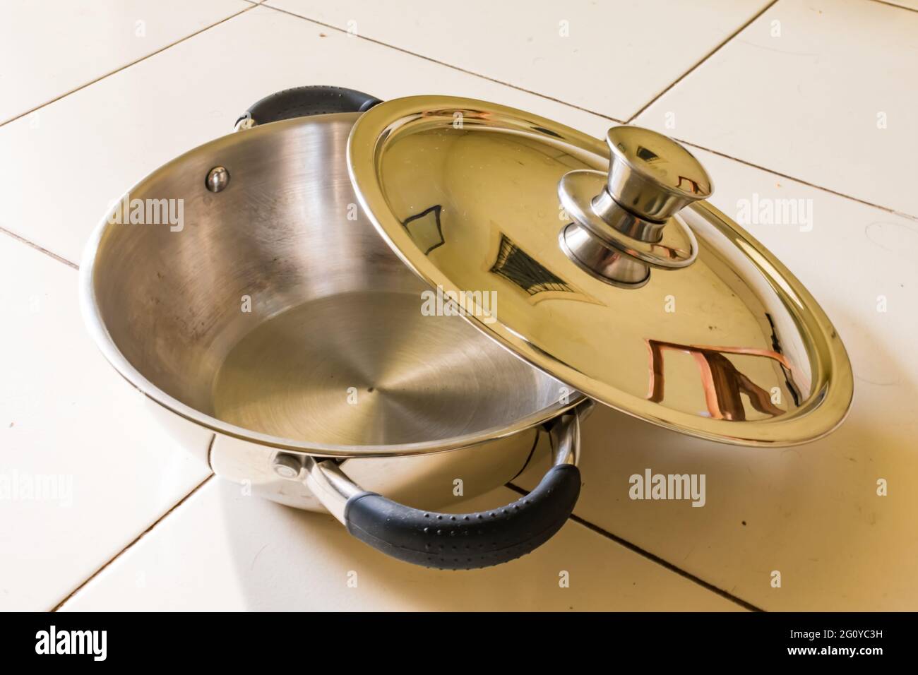 new pan made in stainless steel with chrome-plated looking beautiful on ...