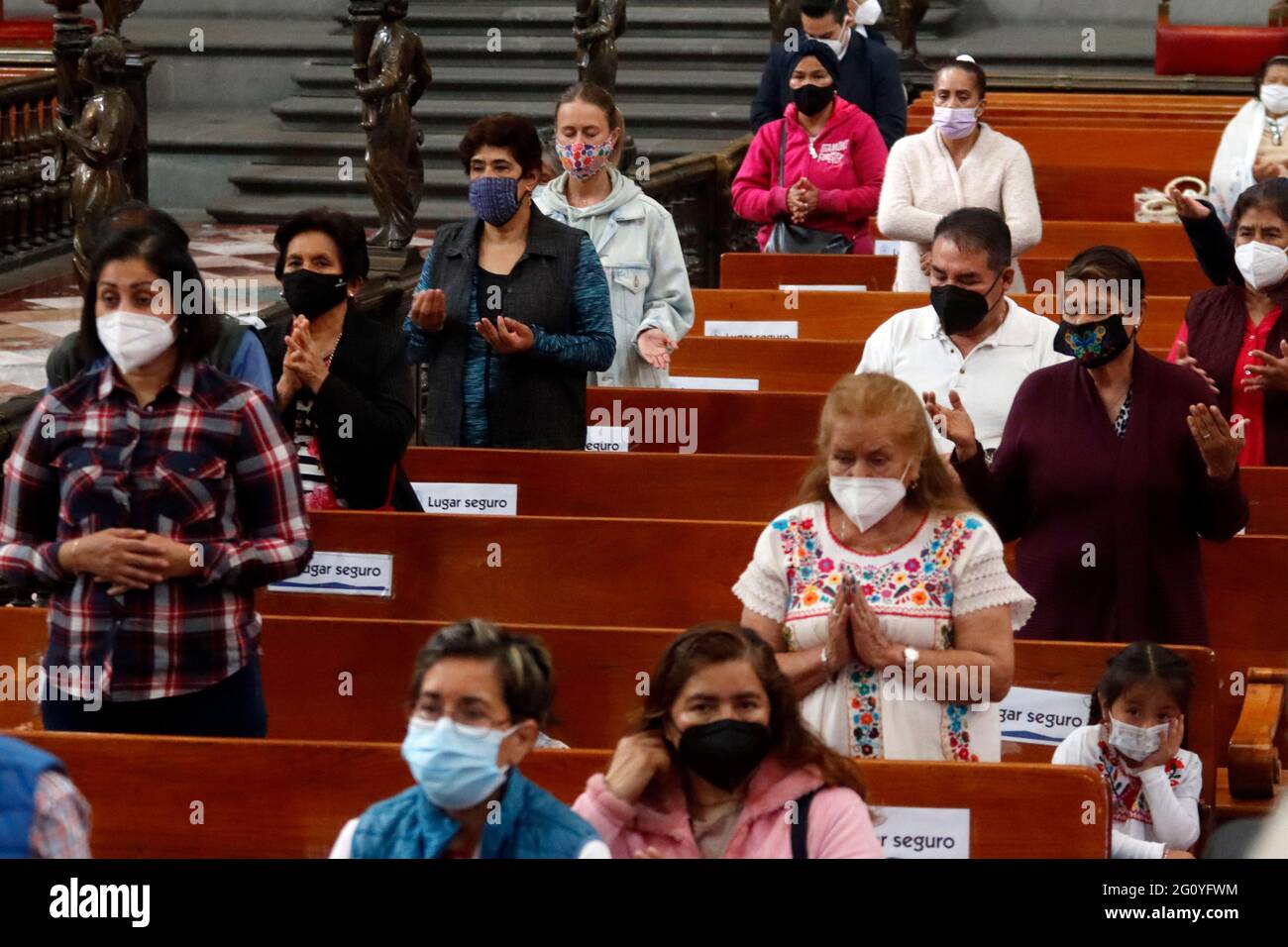Non Exclusive: MEXICO CITY, MEXICO, JUNE 3: Faithful pray during the ...