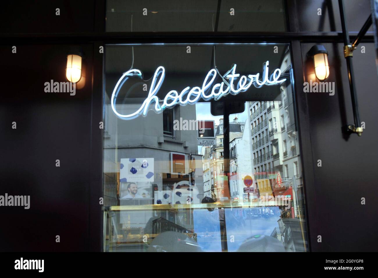 Sevres paris hi-res stock photography and images - Alamy