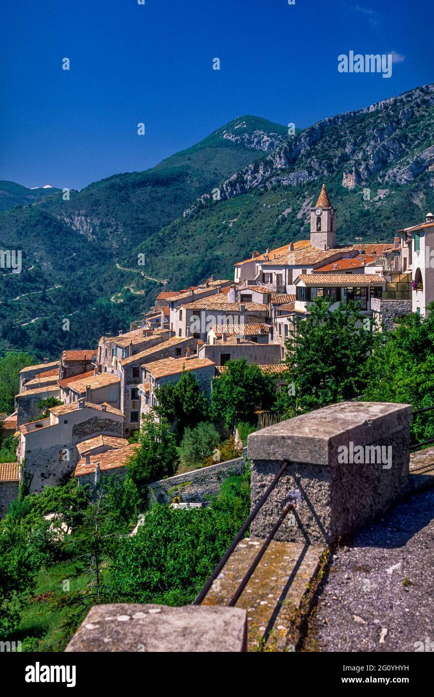 Saint agnes village hi-res stock photography and images - Alamy