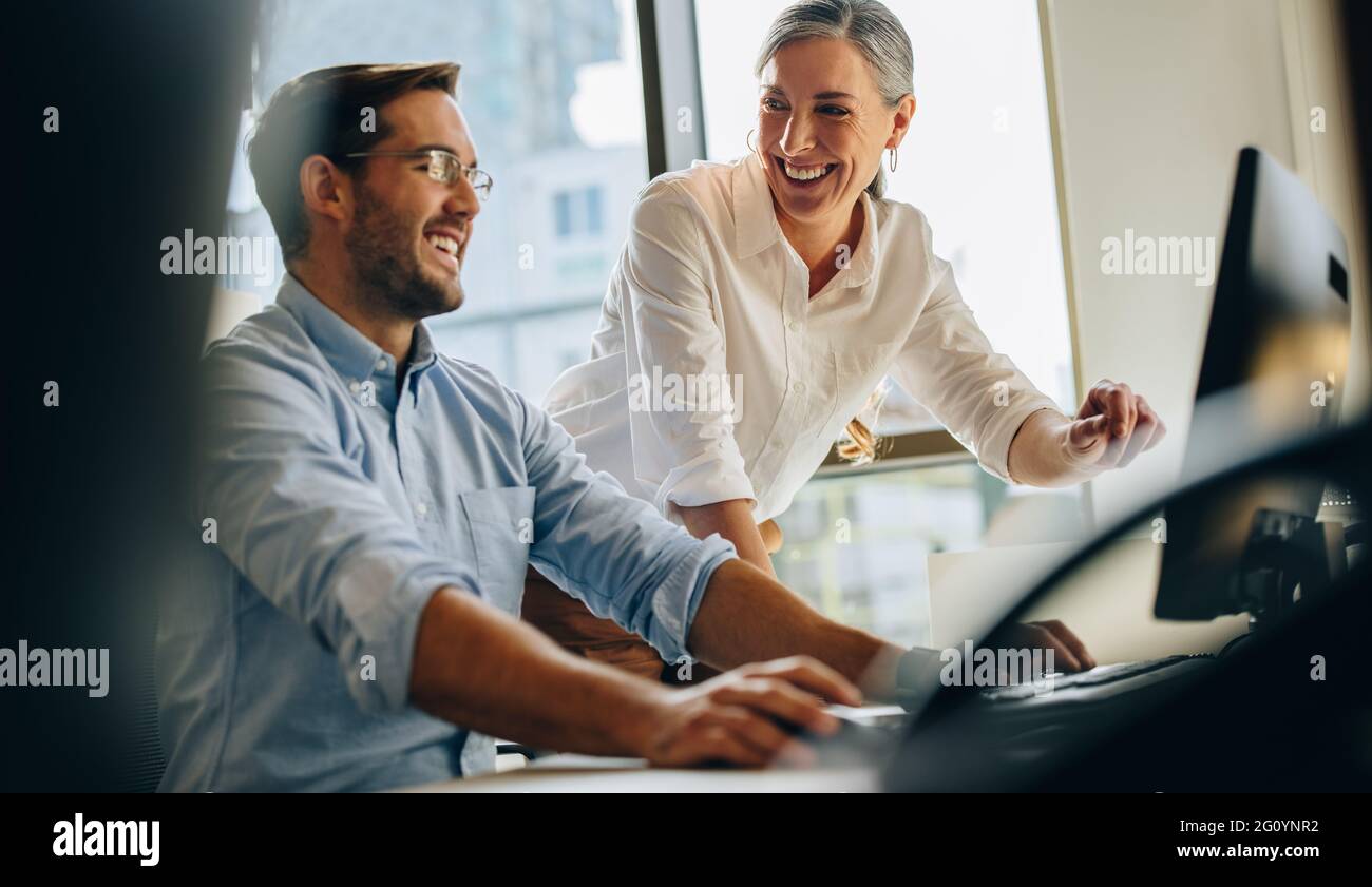 Entrepreneur partnership hi-res stock photography and images - Alamy