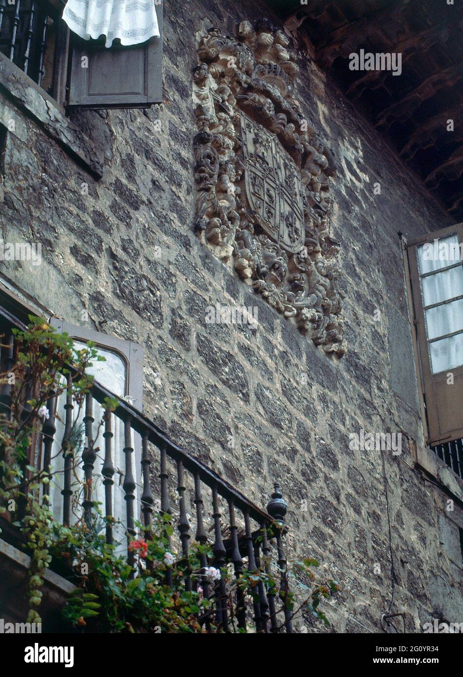 CASONA DE DIEGO CACHO RADA DE LA SIERRA-S XVIII DETALLE DE LA FACHADA ...