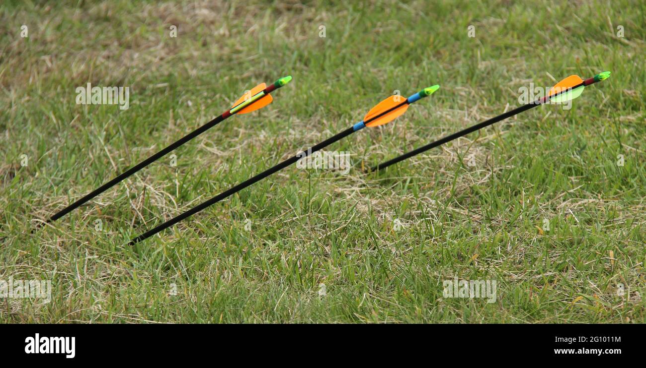 Feathered arrows hi-res stock photography and images - Alamy