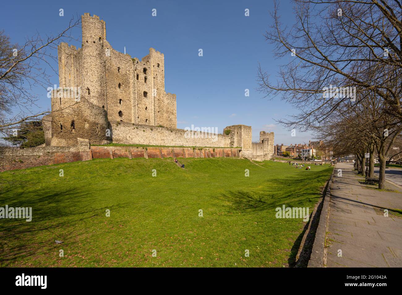 Rochester Castle Keep and walls around the bailey taken from Boley Hill ...
