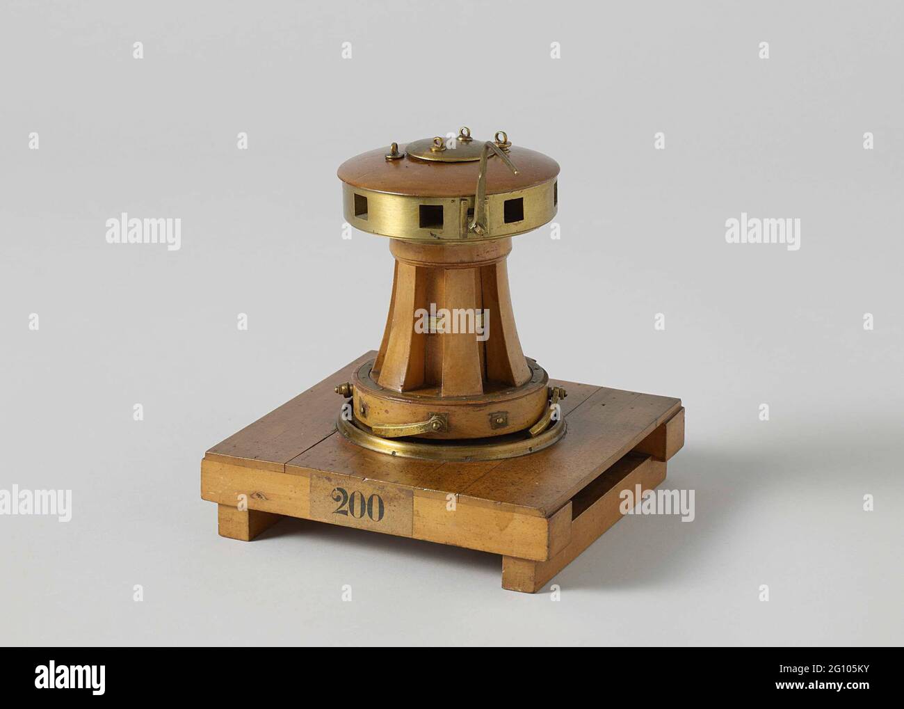 Model of a Capstan with a winch. Model of a winch. Model of a capstan ...