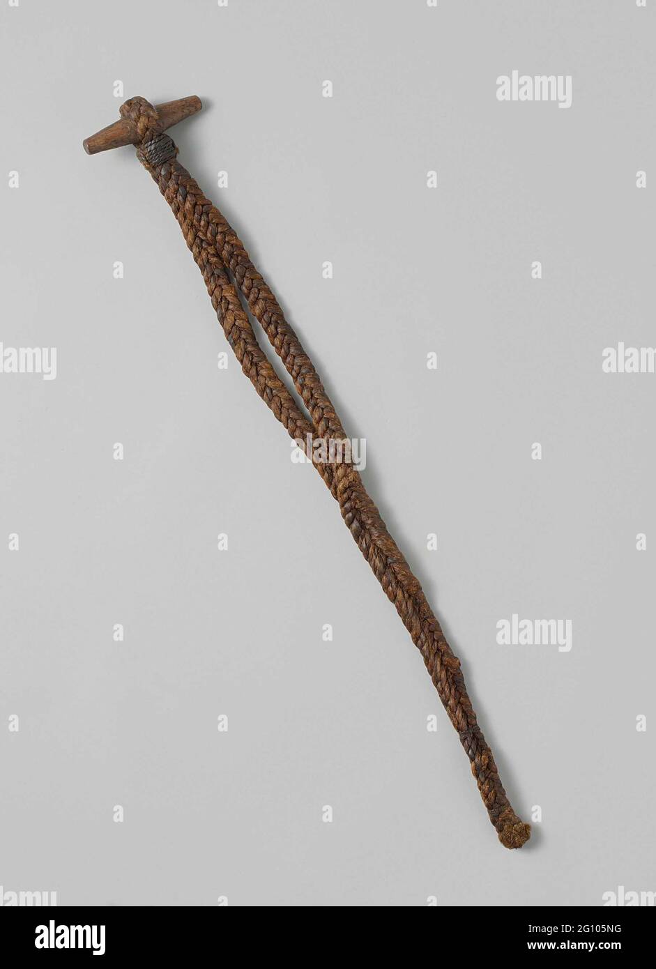 Reef Band with a Toggle. Braided reefknuttel with wooden toggle at an ...