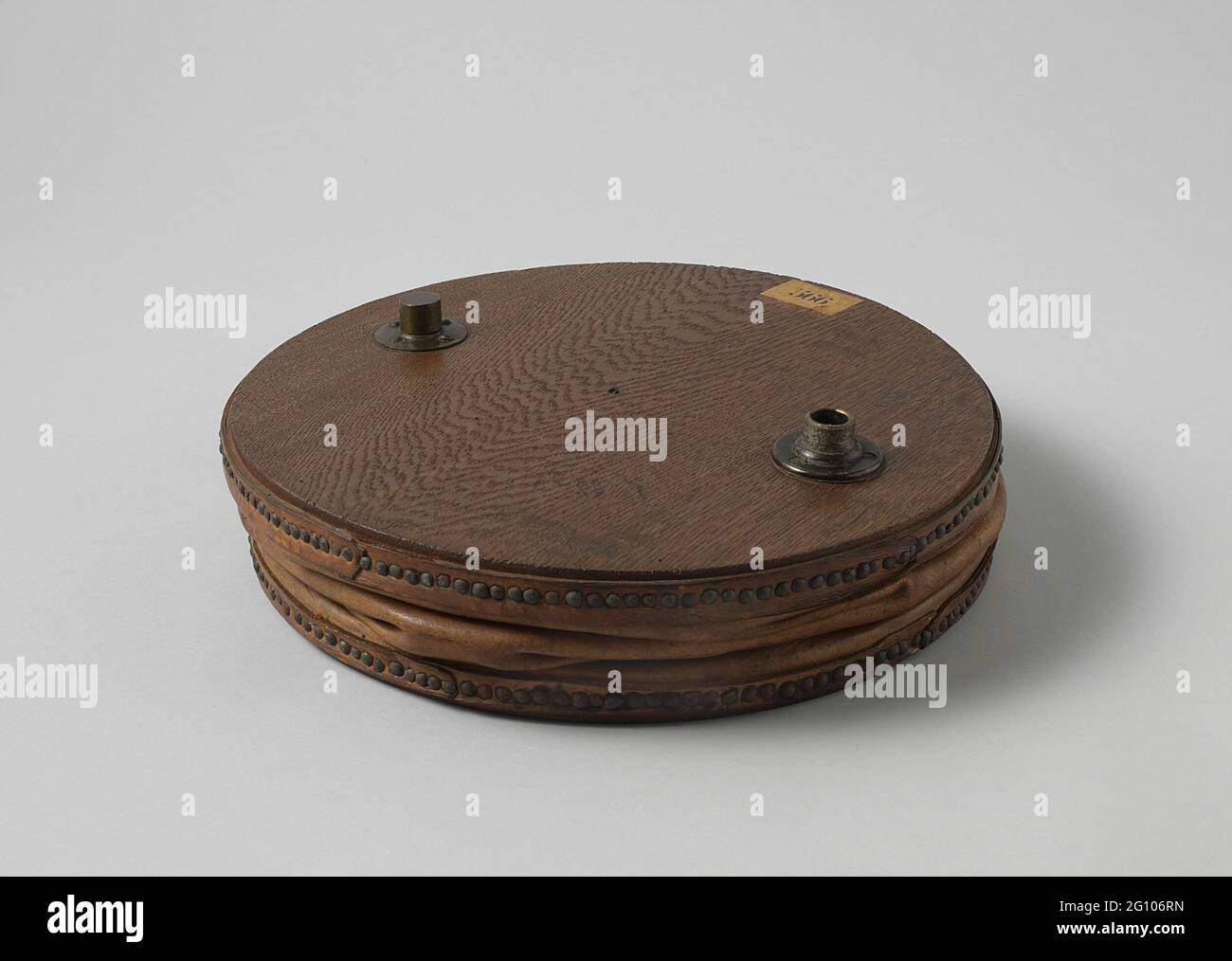 Simple bellows consisting hi-res stock photography and images - Alamy