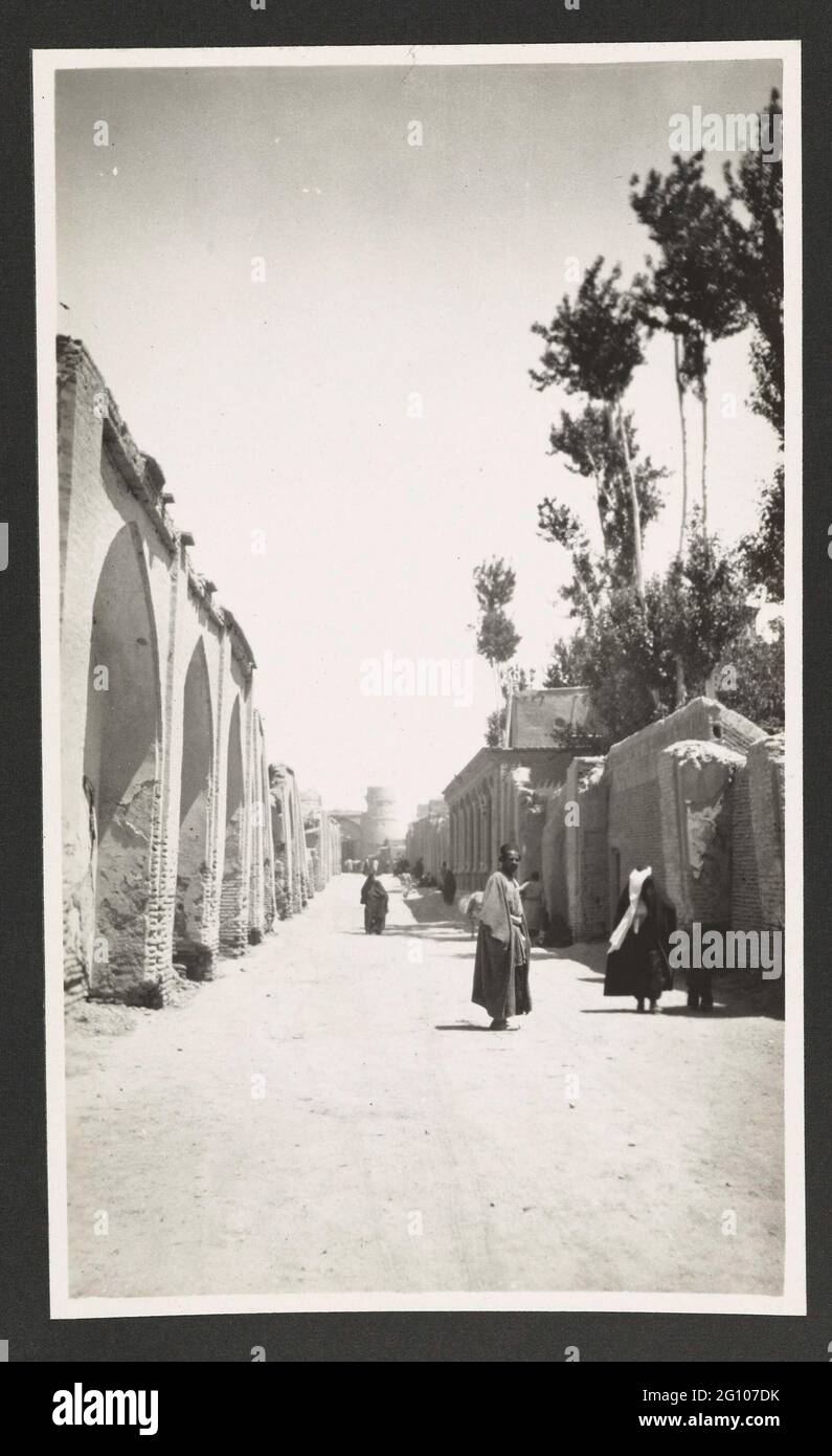 Street in Isphahan, Persia; Street in Isphahan Stock Photo - Alamy