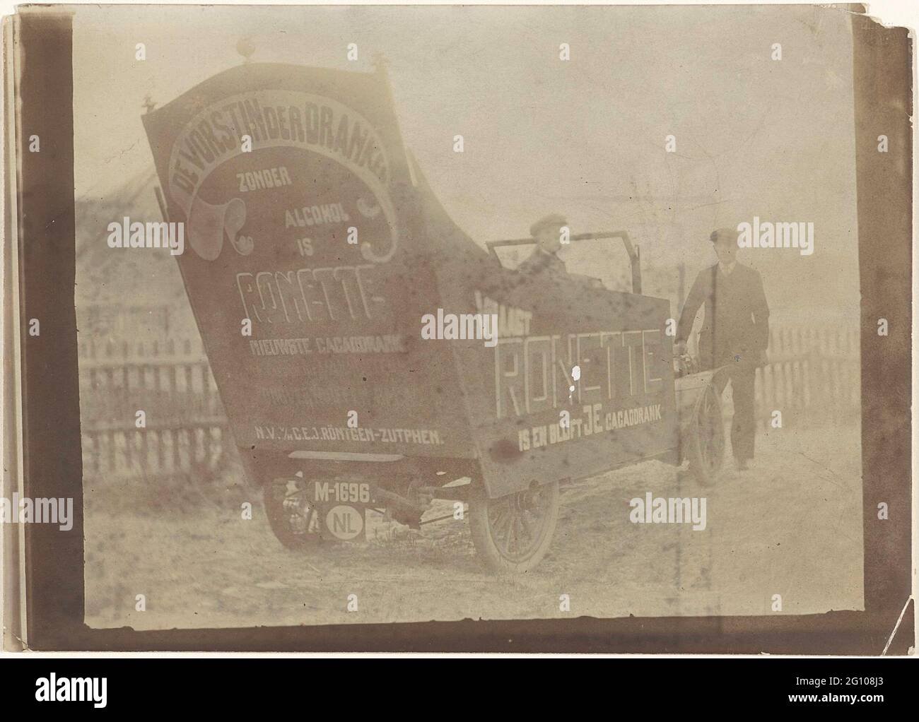 Advertising car for ronette, cocoa drink from firm rontgen in Zutphen ...
