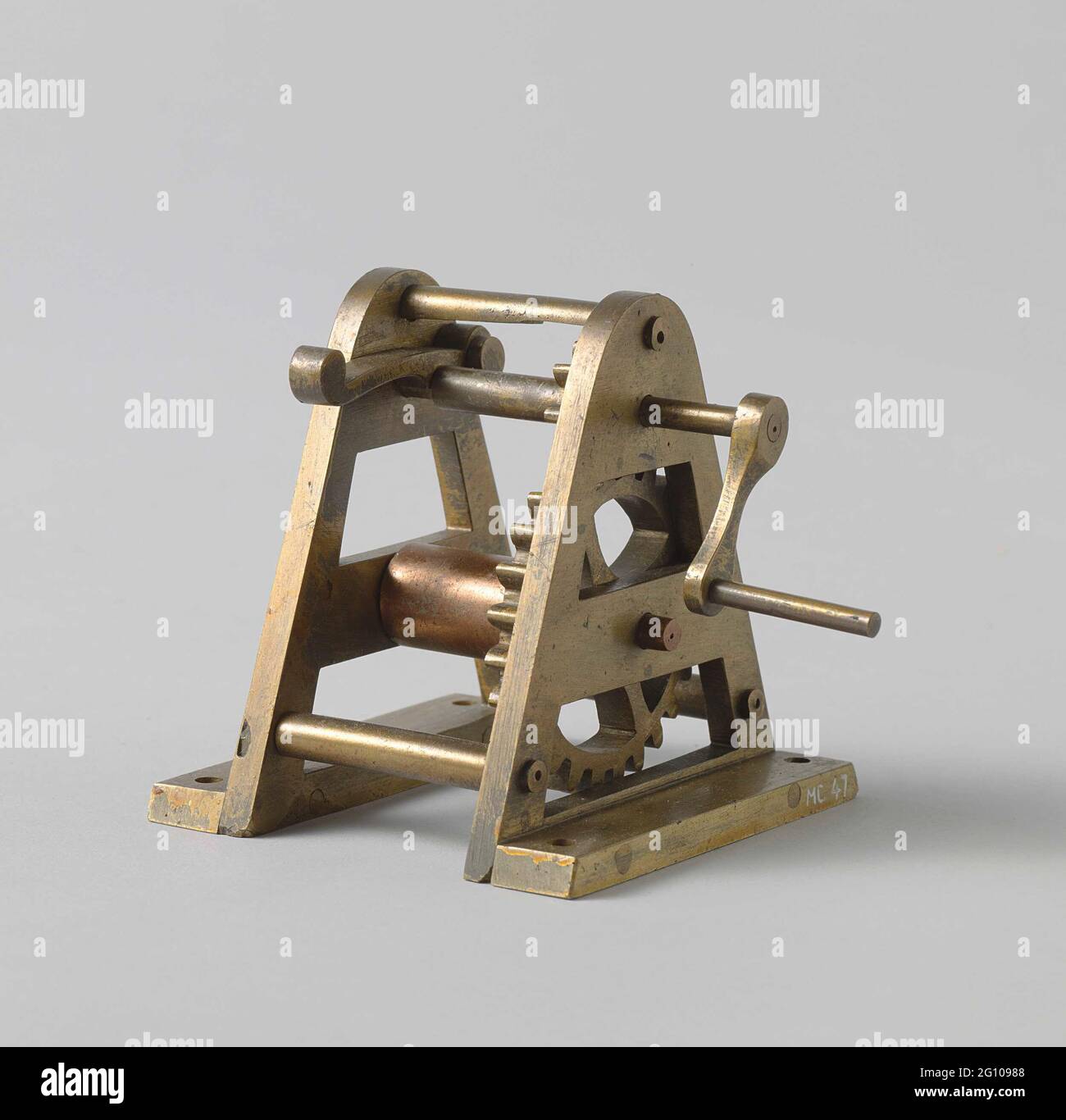 Model of a Winch for a Pile Driver. Model of a winch with single ...