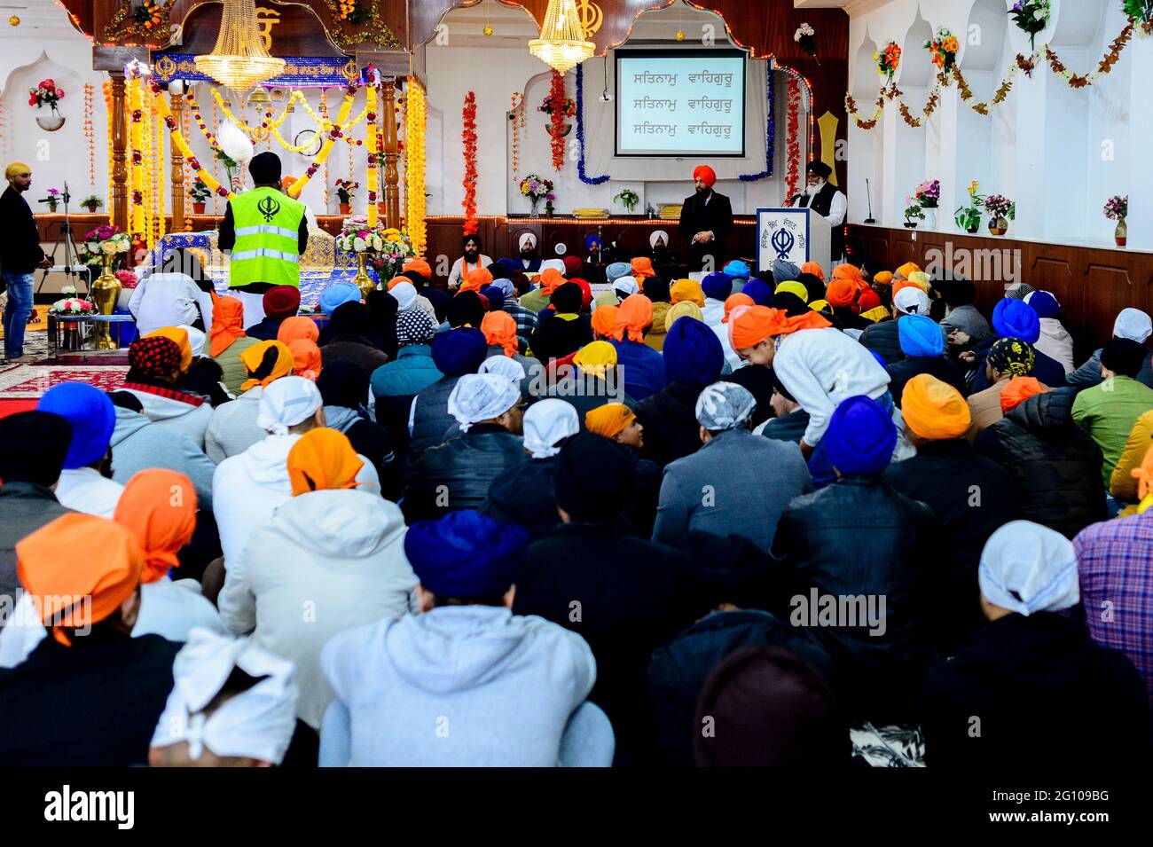 Sikhi community hi-res stock photography and images - Alamy