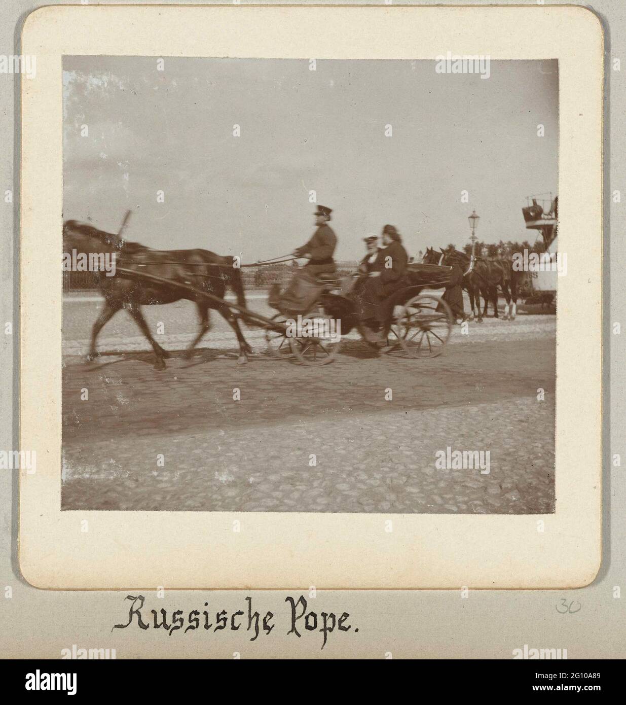 Russian orthodox priest in a carriage carriage; Russiche Pope Stock ...